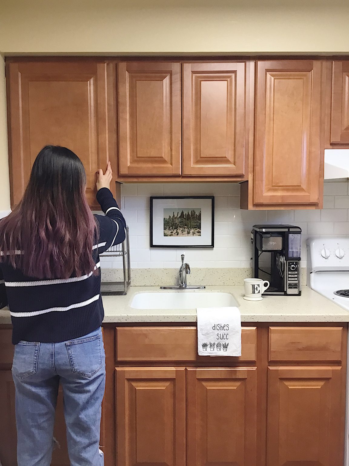 Stylish updates for a tiny college apartment kitchen